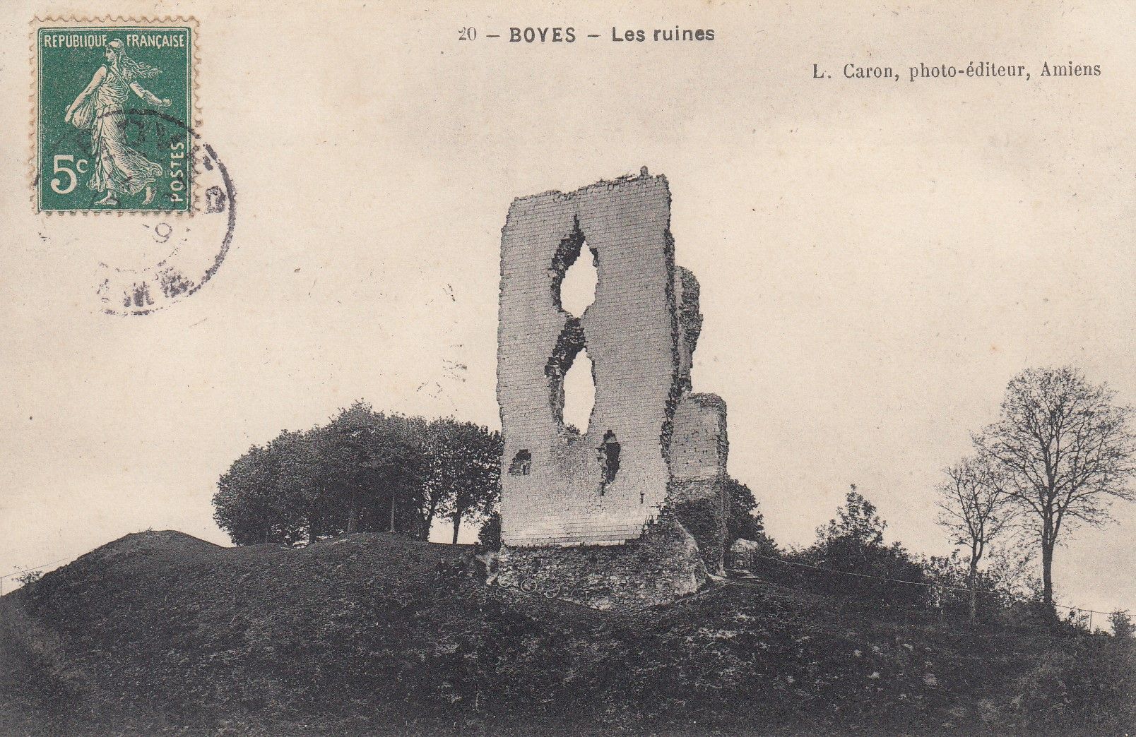 Boves (80) Le château 01 Boves (80) Le château 01